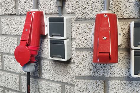 Krachtstroom Aanleggen Spoed Elektricien