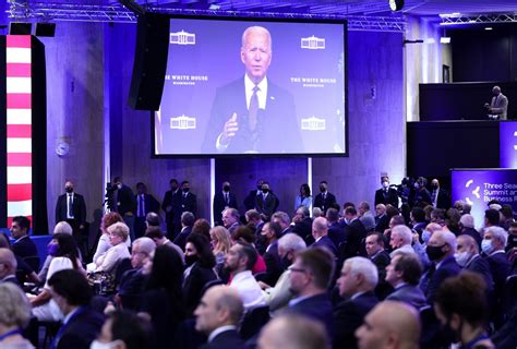 президентът на САЩ Джо Байдън отправи видеообръщение към участниците в Шестата среща на върха на