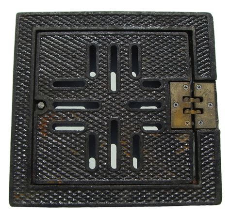 Sppwc 152 3 Hinged Frame And Cover Long Beach Iron Works