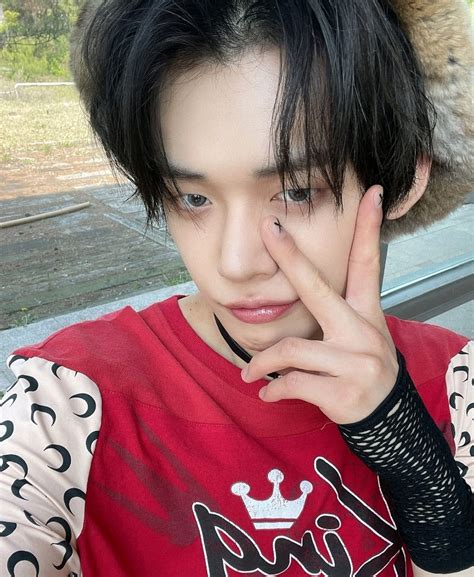 Blip 모아들이 무조건 좋아하는 흑발 최연준 사진🖤