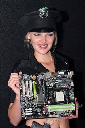 Tech ARP Computex Booth Babes