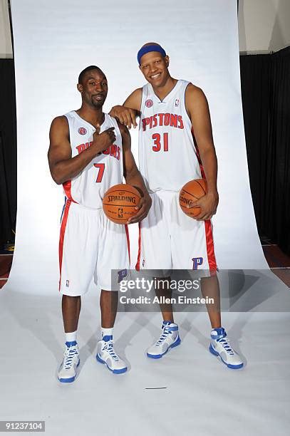Charlie Gordon Photos And Premium High Res Pictures Getty Images