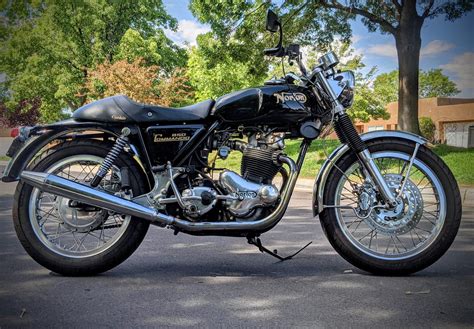 1973 Norton Commando 850 Restomod Prepares To Wow The Crowd At Online