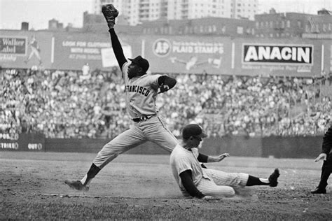 Willie Mccovey Giants Legend Dead At 80