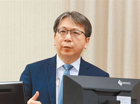 台当局官员宣称台海兵凶战危是大陆认知作战岛内网友嘲讽
