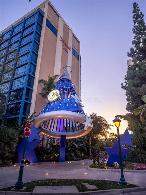 Disney S Disneyland Hotel Editorial Image Image Of Disney 66999940