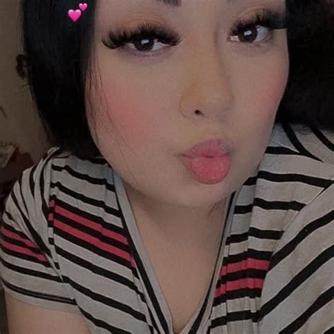 N Rubio Nicole Rubio Threads Say More