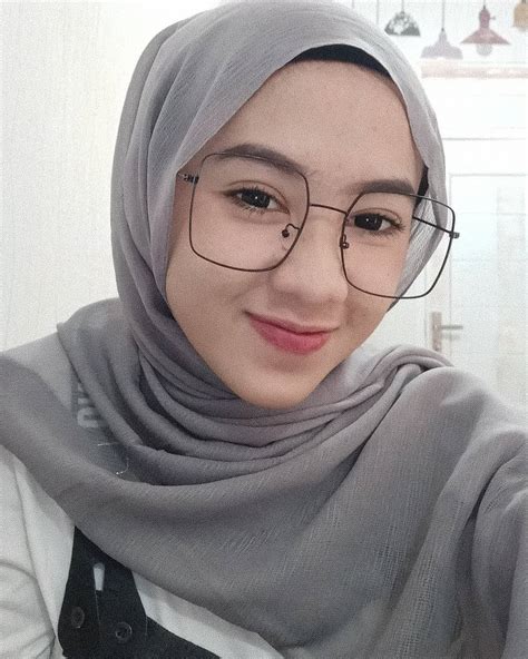 Koleksi Hijaber Cantik Terbaru MALAYA PICT