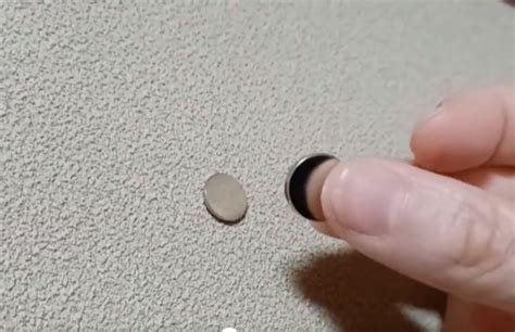 🗞️小学生がひらめいた！ポスターに穴を開けずに壁に飾るライフハック スレッド閲覧｜爆サイcom山陽版