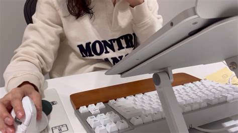 겸업 웹소설 작가 브이로그 10 작가긴 작가인데 손 제일 느리고요 감정선도 자신 없네요ㅣ구해줘요 피디님 ㅣ노답 그 잡채