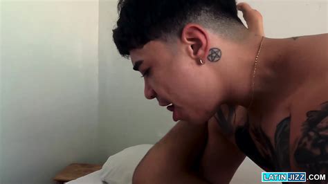 The Two Hot Latinos Alam And Cains Start Seducing Each Other Eporner
