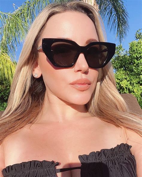 Stephanie Hamill S Instagram Twitter Facebook On IDCrawl