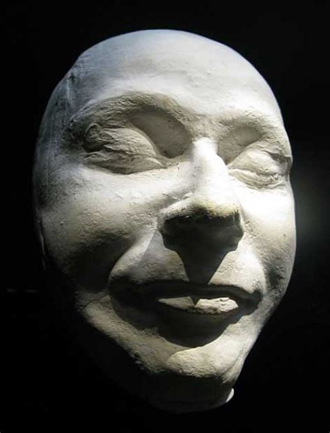 Historys Real Faces 15 Death Masks Of Famous And Infamous Figures