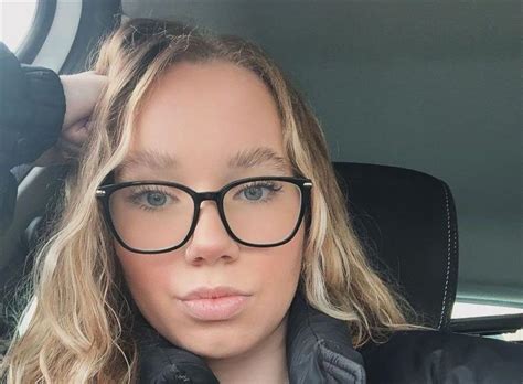 Млада Британка Отидов во болница на 4 дена излегов по две години парализирана ВИДЕО Канал 5