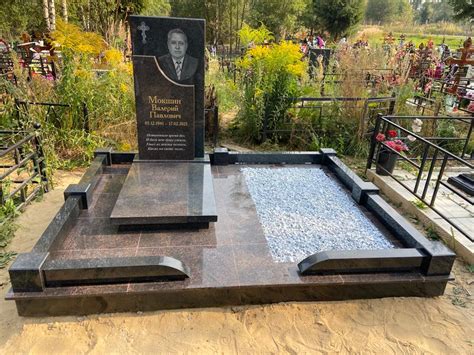 Фотографии памятников на могилу собственного производства Обелиск М