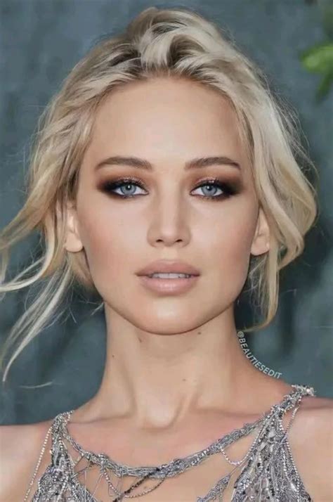 Jennifer Lawrence Haarstijlen Halflang Haar Ideeën Haarkleuren Balayage