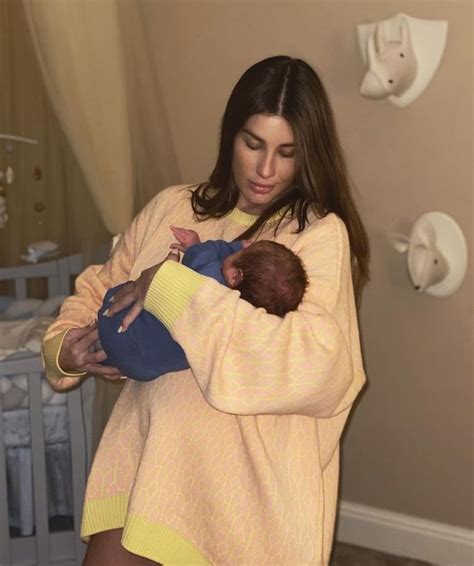 როგორ გამოიყურება ქეთა თოფურია მეორე შვილის გაჩენის შემდეგ ფოტოები მისი ინსტაგრამიდან