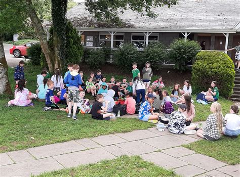 3rd And 4th Class School Tour