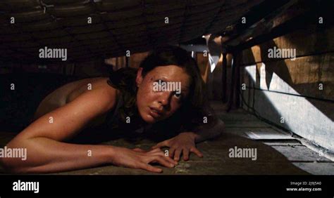 X Mia Goth A Courtesy Everett Collection Stock Photo Alamy