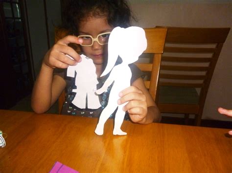 Labrando un HOGAR Juguetes Muñecas de papel para vestir