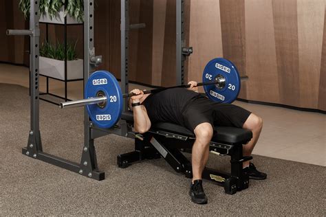 Жим лежа что это техника выполнения и какие мышцы работают
