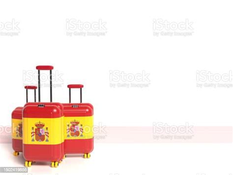 텍스트를 위한 빈 공간이 있는 흰색 배경에 스페인 국기 색상의 여행 가방 출장을 주제로 한 3d 그림 0명에 대한 스톡 사진 및 기타 이미지 Istock
