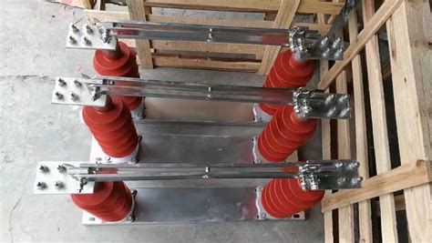 24kv Outdoor High Voltage Disconnect Switch High Voltage Isolator Switch 630a 4000a With