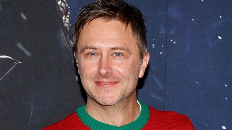 Comedian Chris Hardwick Once Cameoed In The Walking Dead