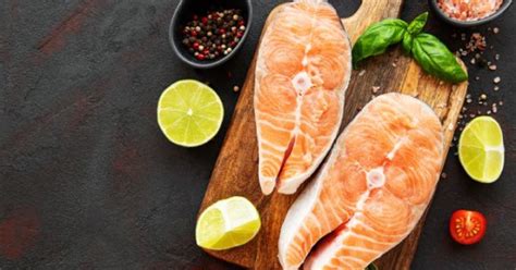 우울함 날리는 생선 과일