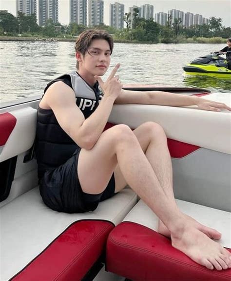 Tazza ️☮️ᥫᩣ🌞🎵 ️ On Twitter Rt Nnbb39 แก๋ววววว ~ Bbrightvc Bbrightvc