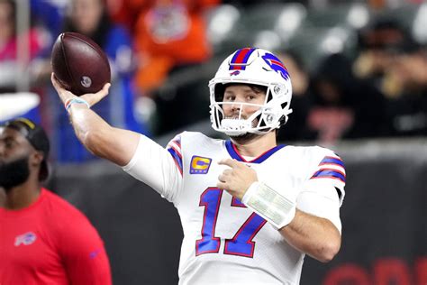 Josh Allen Flagged For Questionable Taunting Intentional Grounding Penalties Yahoo Sports