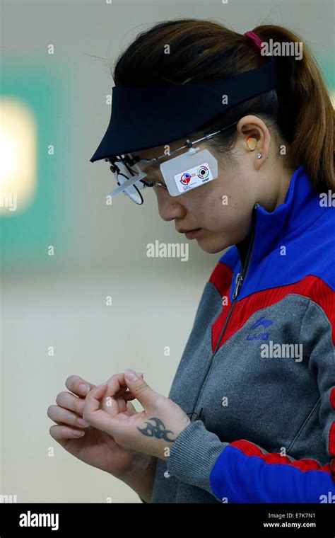 Incheon South Korea 20th Sep 2014 Guo Wenjun Of China Reacts During The Womens 10m Air
