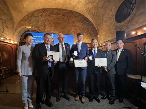 驻瑞典大使崔爱民出席诺贝尔可持续发展基金会颁奖仪式 中国气候变化信息网