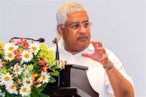 මගේ හිත දන්න්වා මම කරන්නේ හරි දේ කියලා දූ දරුවන් වෙනුවෙන් වගේම මේ රට වෙනුවෙන් කරන්න පුළුවන්