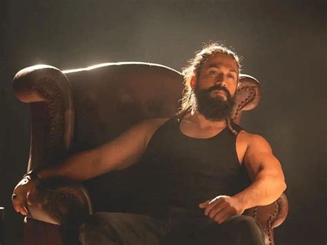 Kareena Kapoor In Kgf Fame Yash S Film Kgf