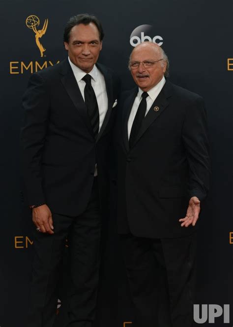 Photo Jimmy Smits And Dennis Franz Backstage At The 68th Primetime