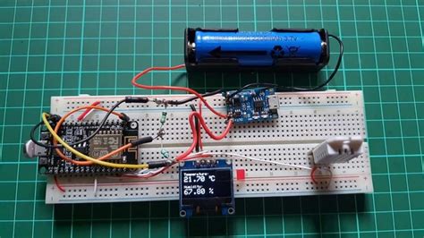 Esp8266 Monitor Its Own Battery Level Using Iot