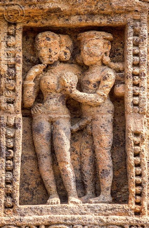 Indian Temples That Prove That Our Ancestors LOVED Sex