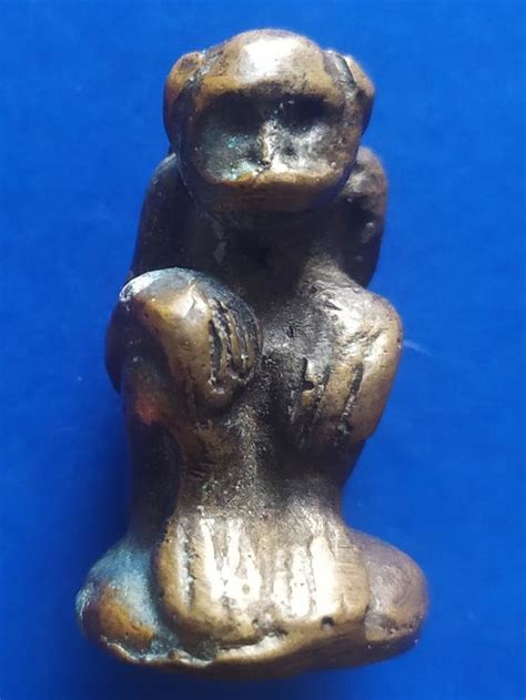 ลิงหล่อโบราณ ไม่รู้ที่ Ennxo