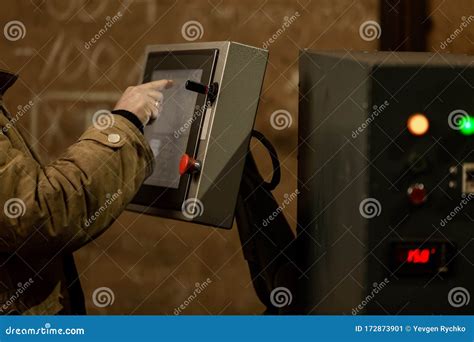 Worker Using Dashboard Of CNC Machinery Stock Image Image Of Computer Industry 172873901