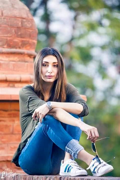 Wajiha Khan Durranis Biography Portfolio Images Photos Hd