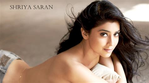 Shriya Saran Hot Barnorama