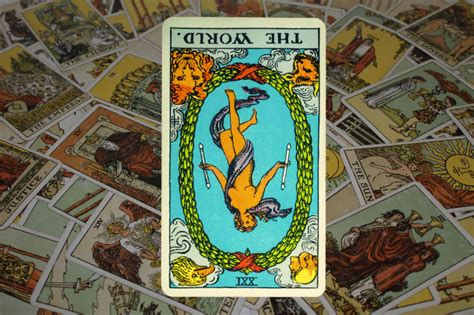 O Mundo No Tarot Significados Profundos E Simbolismo Revelado