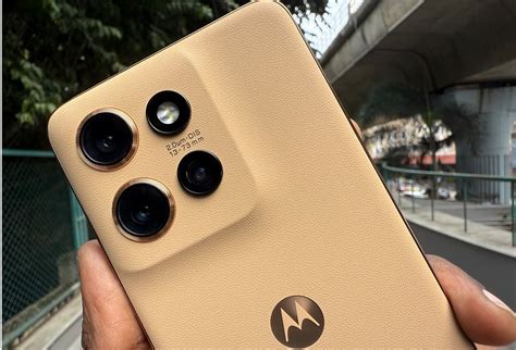 Motorola Edge Neo Review Reliable Phone With Good Camera And Dashing Design