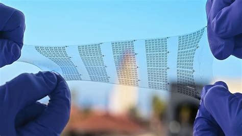 New Skin Like Wearable Led Screen Can Track Health