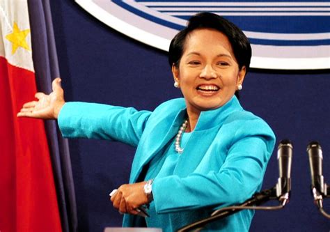 Philippine Opposition Warns Of Revolt