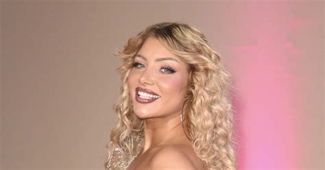 Nicht wiederzuerkennen Melody Haase posiert hüllenlos im Playbabe