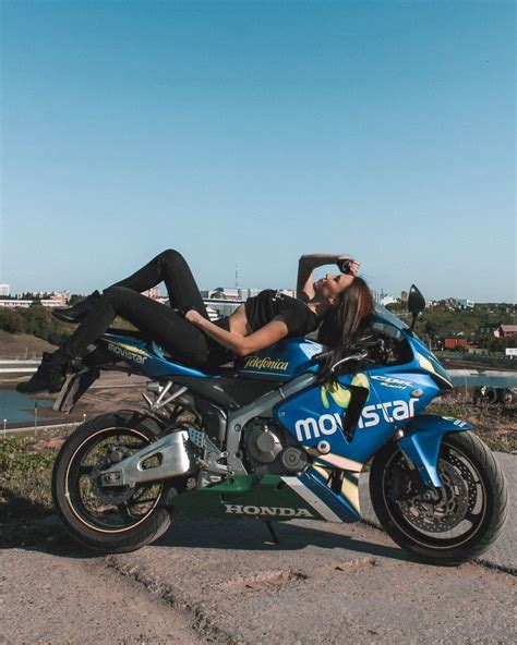 Пин от пользователя Sara Mack на доске Emma Bike Shoot Фотография