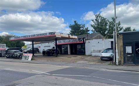 More Than 70 Flats For Cockleshell Walk Car Park And Troka Tyres Garage