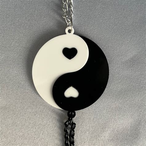 گرل پاور شاپ گردنبند ست یین و یانگ قلبی